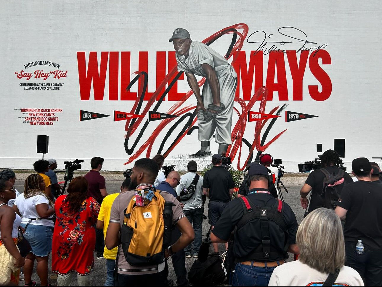 Chuck Styles honors Willie Mays and Negro League History with MLB at R